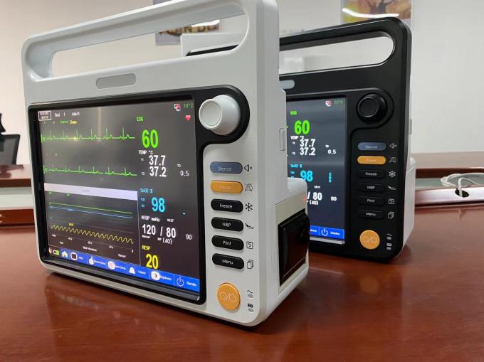 Multi Parameter Hospital Vital Signs Monitor For Ambulance ICU